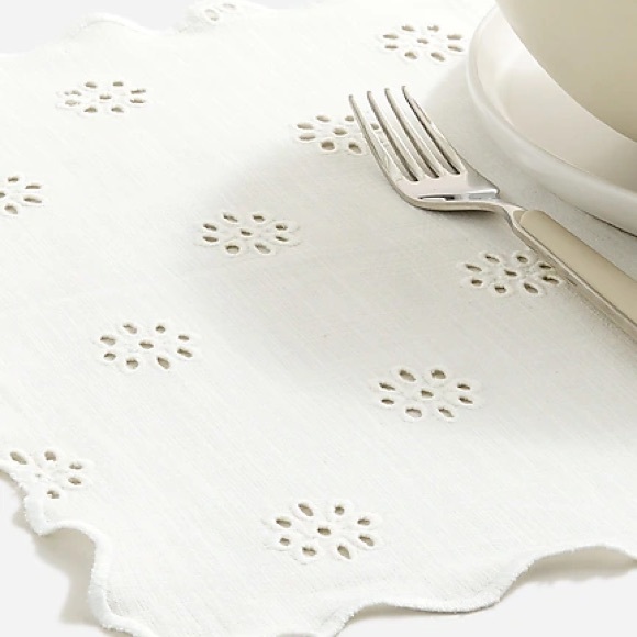 J. Crew | Dining | Nwt J Crew Set Of 4 Eyelet Place Mats | Poshmark